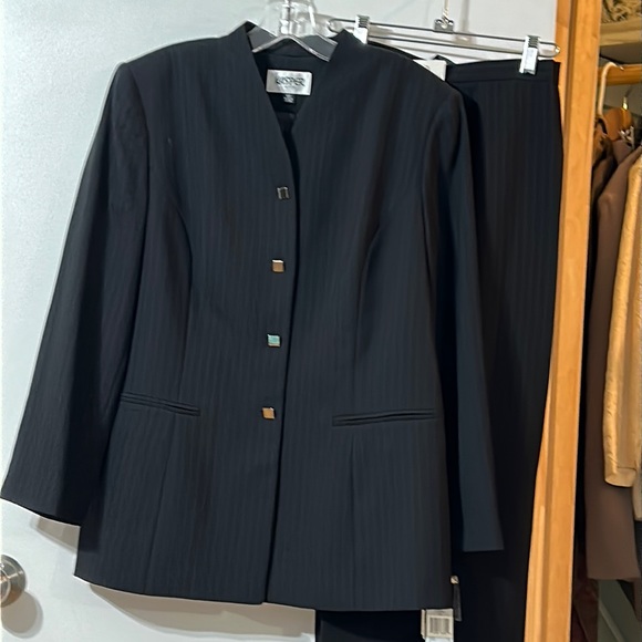 Kasper | Jackets & Coats | Nwt 2 Piece Lady Pinstripe Pant Suit | Poshmark